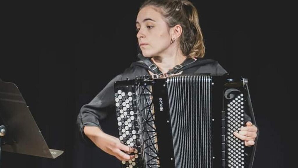 IRENE MIGUEL, SOLISTA CON LA ORQUESTA DE CÓRDOBA - CSMA